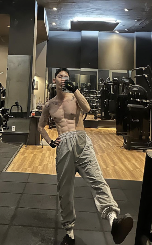 2AM 조권 어마무시한 근육질, 합성 아님