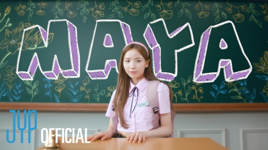 JYP 걸 그룹 NiziU, 한국 정식 데뷔 전 프로필 공개