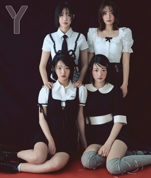 QWER의 4人 4色 동양적 무드+묘한 분위기 압권